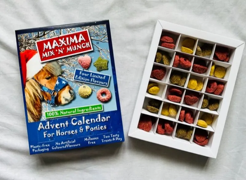 Maxima Mix N Munch Advent Calendar for Horses